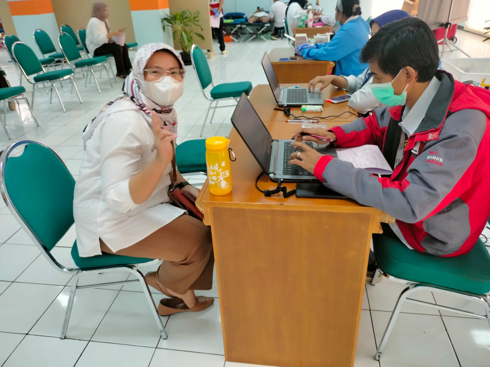 Sehat dan Peduli Sesama dengan kegiatan Donor Darah – Politeknik STIA LAN Jakarta